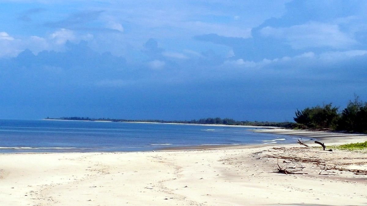 Indian Ocean – Bordering Saadani! - Tzagents